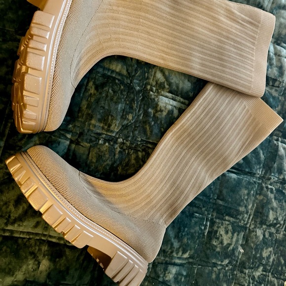 Shoes | Green Platform Shoes With Chunky Sole And Rugged Tread | Poshmark